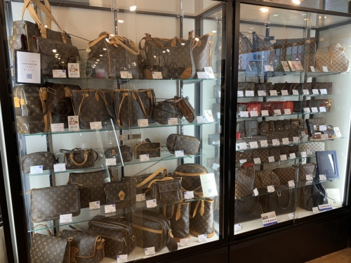 スマホで購入】HERMES(エルメス)ツイリースカーフ「馬着」が買取 スマホで購入】HERMES(エルメス)ツイリースカーフ「馬着」が買取