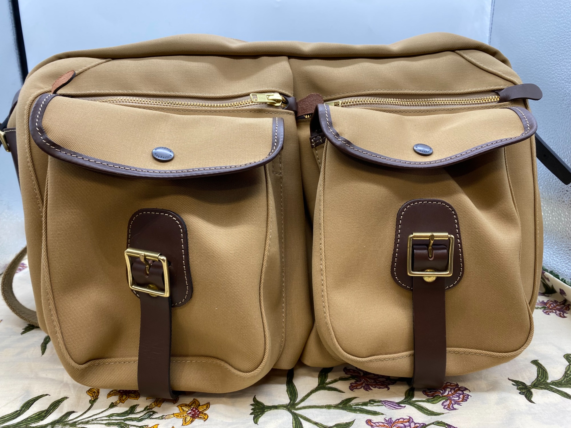 【ブランド20選買取20％UPキャンペーン中！】Billingham（ビリンガム）の2WAYバッグを買取入荷いたしました！！ [2025.05.28発行]｜リサイクルショップ トレジャー ...