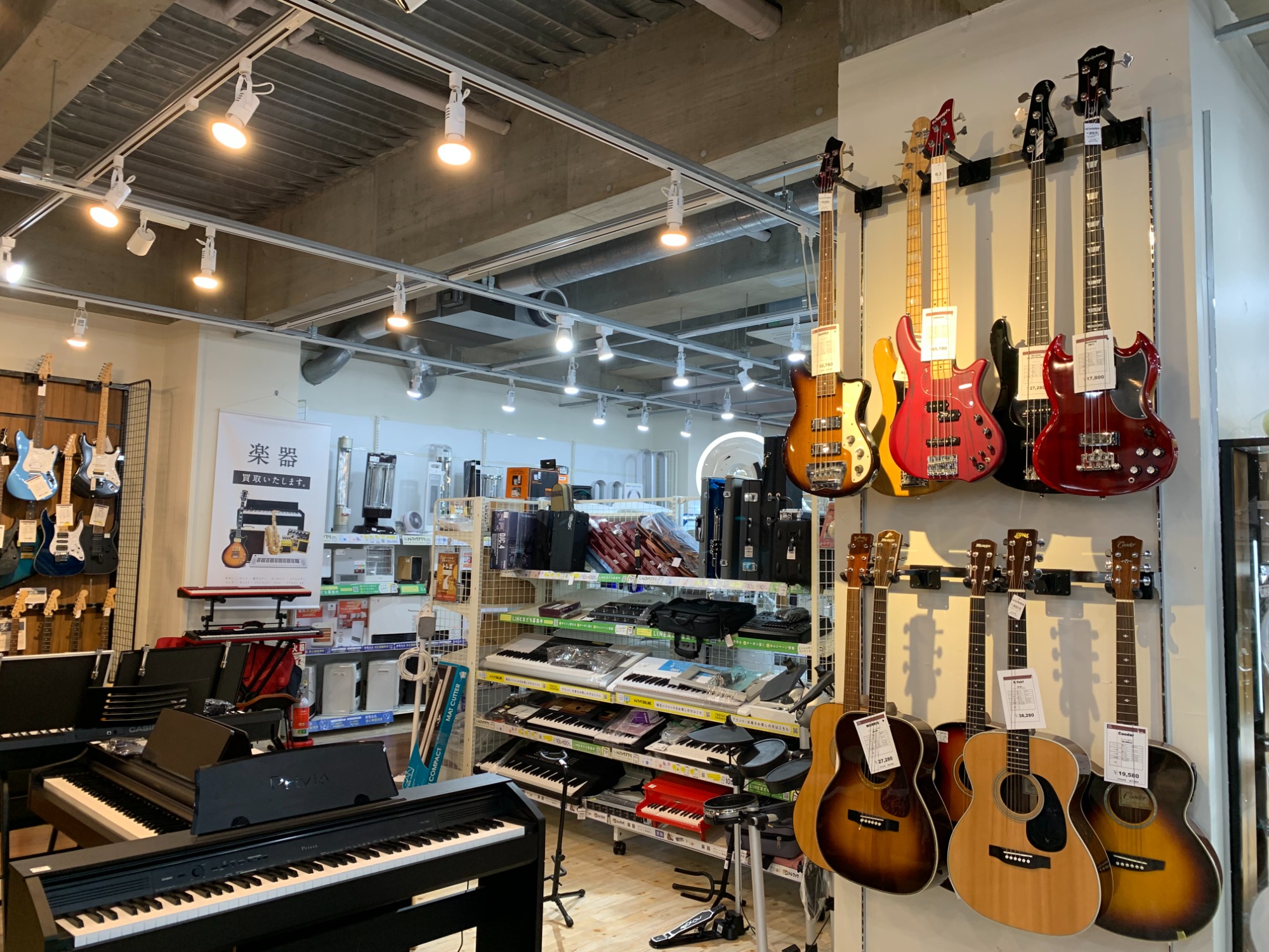 【12月の毎週水曜日はトレポ5倍‼】 MESA BOOGIE V1 BOTTLE ROCKET が入荷いたしました！！ [2022.12.12 ...