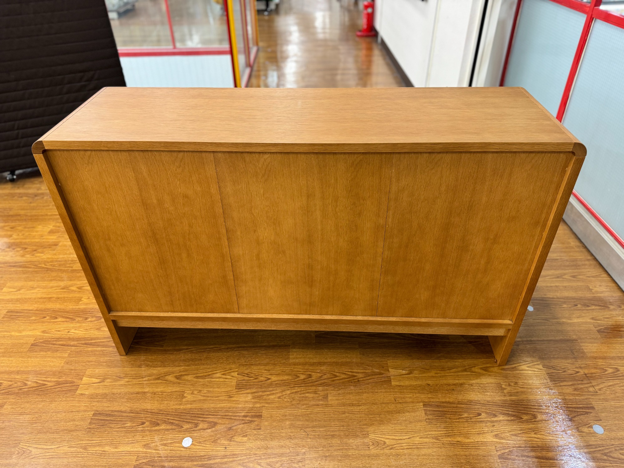 【日新木工】シンプルだけど一味違った家具が欲しい！ このサイドボードがおすすめ！ [2026.01.07発行]｜リサイクルショップ トレジャー ...