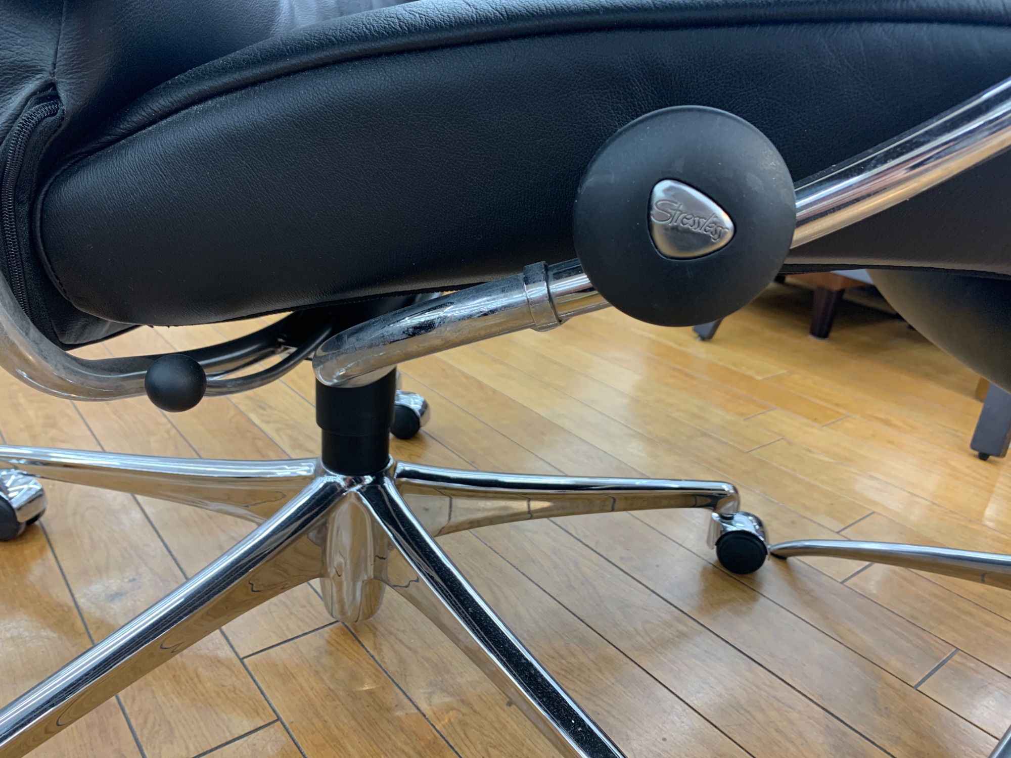 【家具販売強化中】Ekornesの ストレスレスチェアーが入荷しました！ [2025.07.07発行]｜リサイクルショップ トレジャー ...