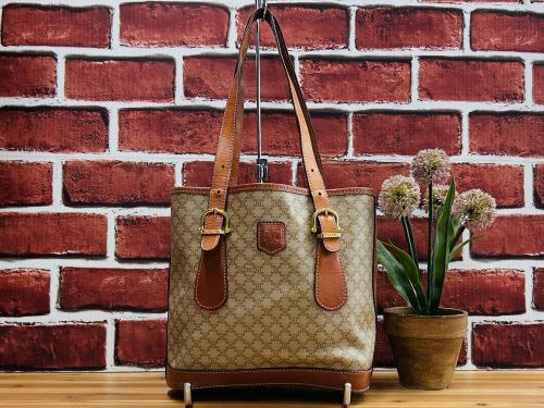 ブランド買取強化中】CELINE（セリーヌ）のマカダム柄 ハンドバッグが