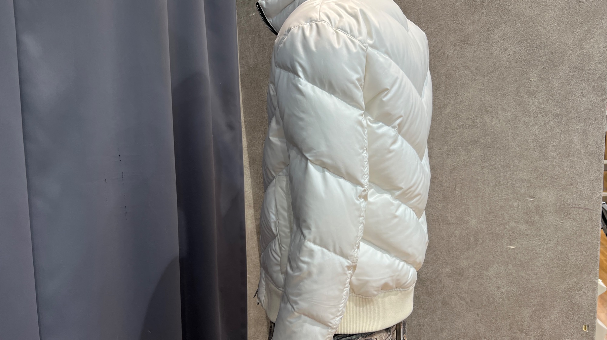 【新入荷！】BURBERRY BLACK LABEL をご紹介します [2025.12.28発行]｜リサイクルショップ トレジャーファクトリー ...