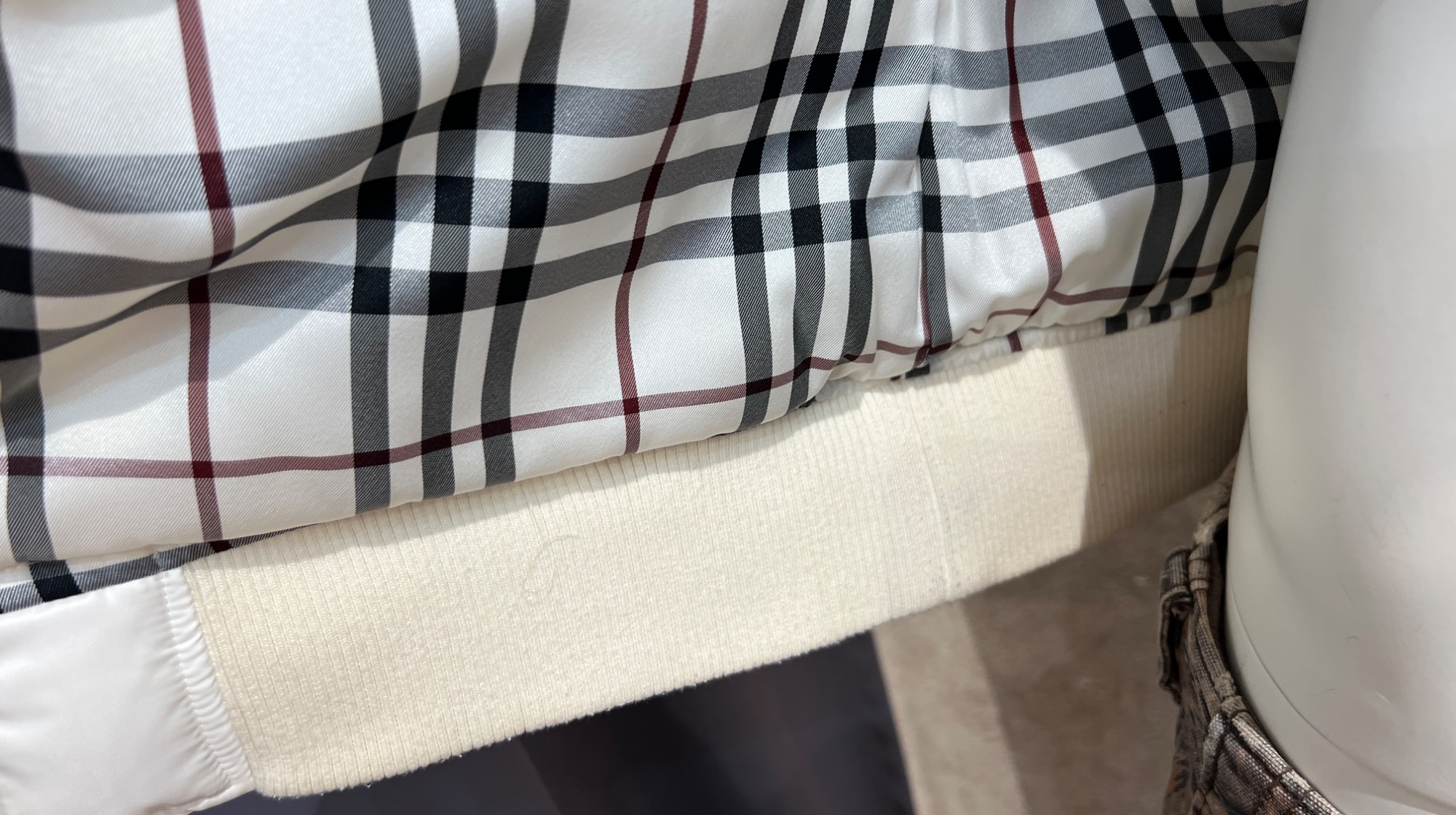 【新入荷！】BURBERRY BLACK LABEL をご紹介します [2025.12.28発行]｜リサイクルショップ トレジャーファクトリー ...