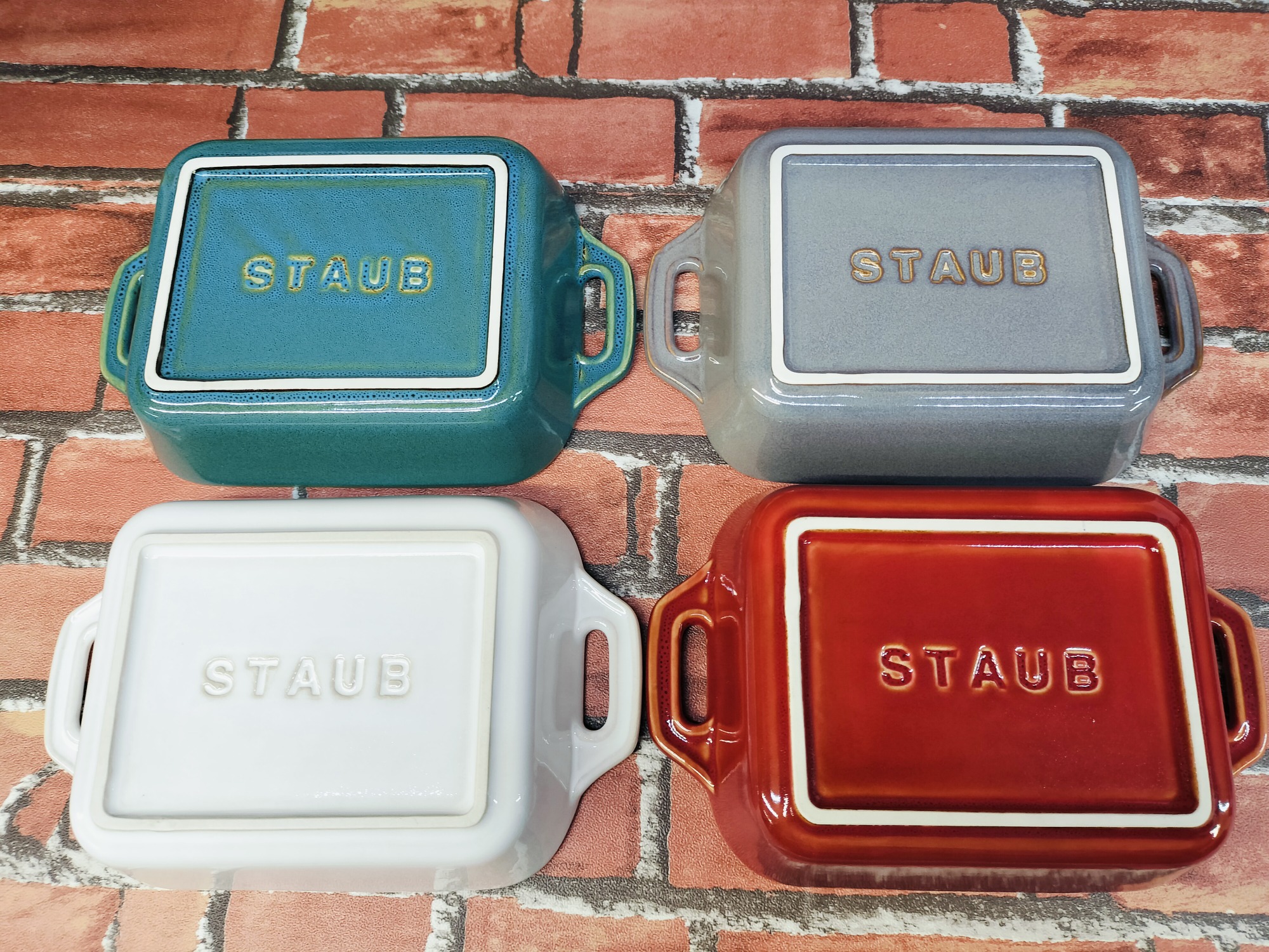 STAUB ストウブ レクタンキュラーディッシュ 4Pセット 買取入荷しました [2024.06.24発行]｜リサイクルショップ トレジャー ...