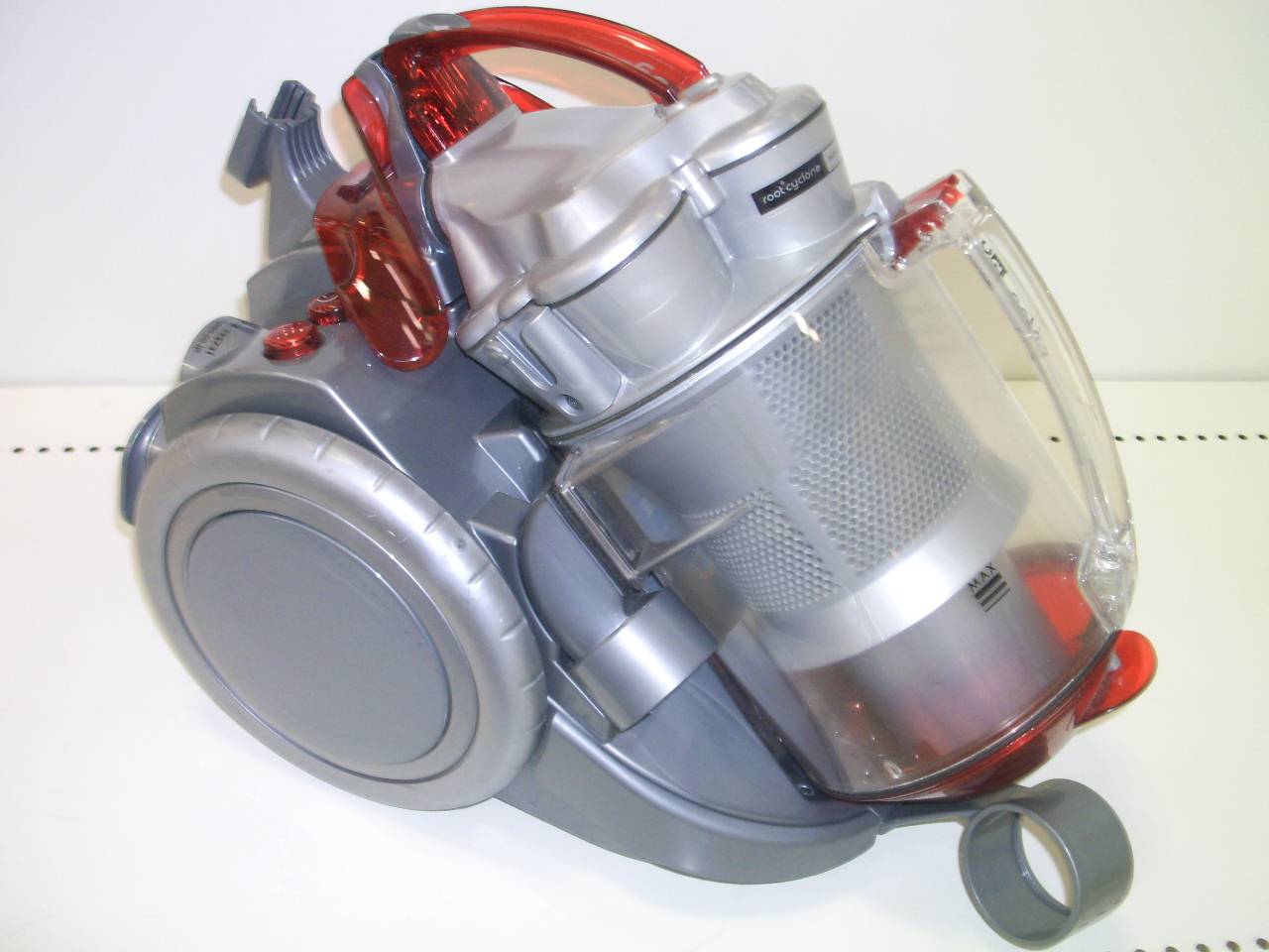 DYSON(ダイソン)DC12 PLUS ENTRY吸引力の衰えない掃除機DYSONを中古買取入荷! [2010.02.16発行]｜リサイクル ...