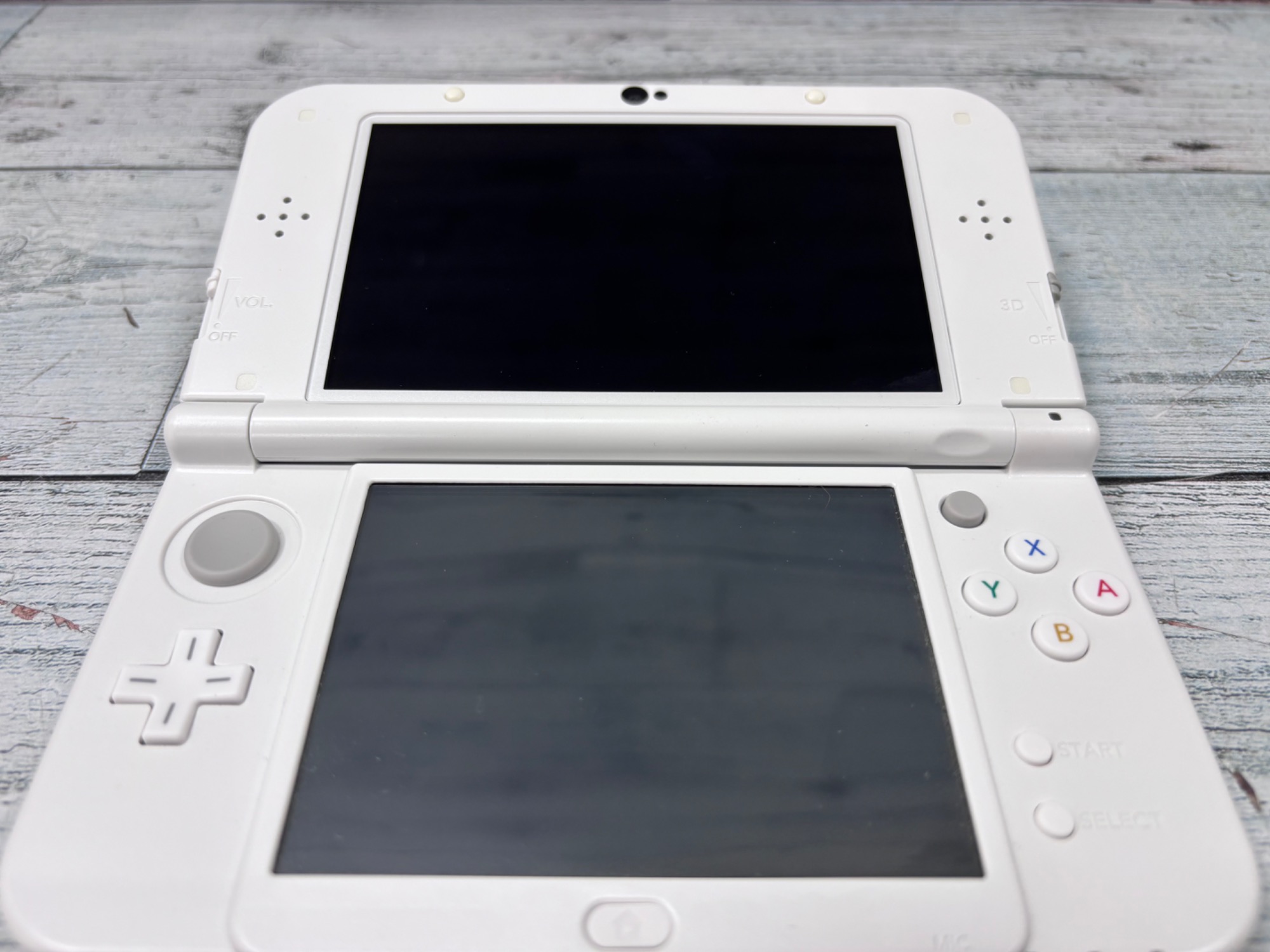 NEW Nintendo の3DSLL (RED-001)が入荷いたしました！！ [2024.12.09発行]｜リサイクルショップ トレジャー ...