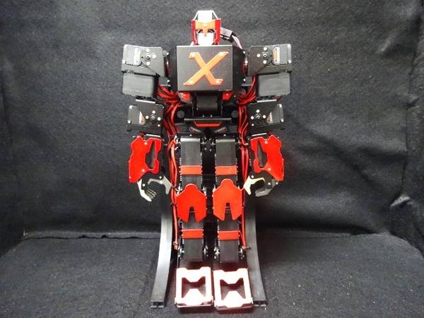 本格的2足歩行ロボット「ROBO XERO」入荷！ [2015.03.20発行]｜リサイクルショップ トレジャーファクトリー（トレファク）神戸新長田店