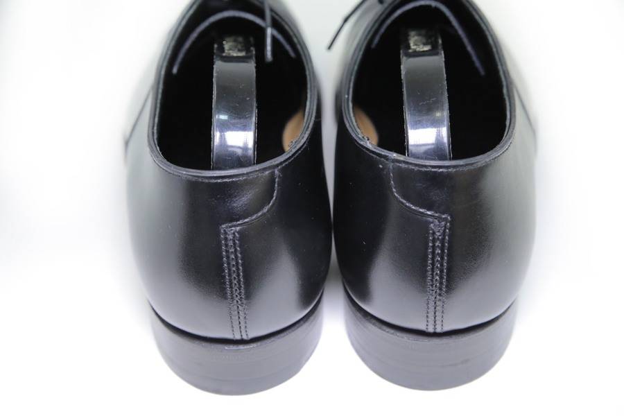 本場イギリスの革靴を堪能…Crockett&Jones(クロケット 本場イギリスの革靴を堪能…Crockett&Jones(クロケット