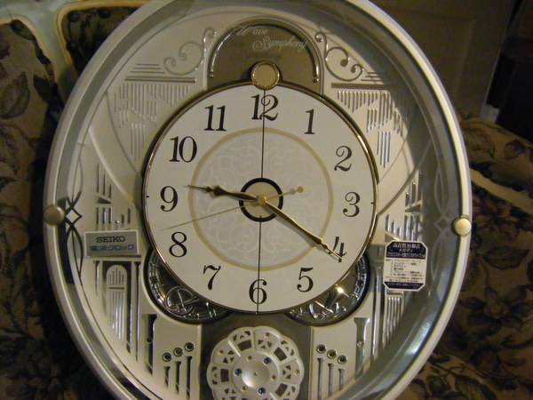 SEIKOのからくり電波時計RE570W入荷いたしました！ [2014.12.19発行]｜リサイクルショップ トレジャーファクトリー大船店