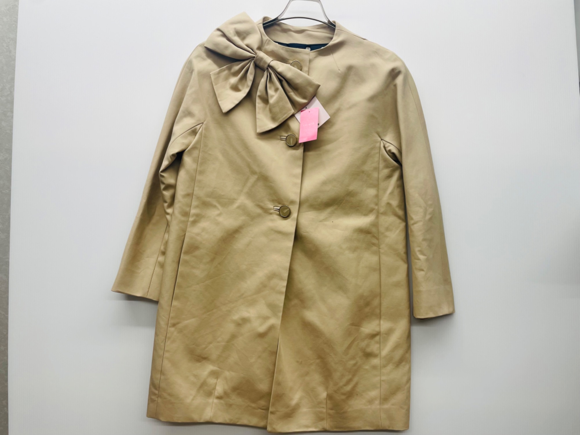 【滑らかな質感で上品さのある着心地】Kate Speade 未使用 ドロシートレンチコートのご紹介！ [2024.09.21発行]｜リサイクル ...