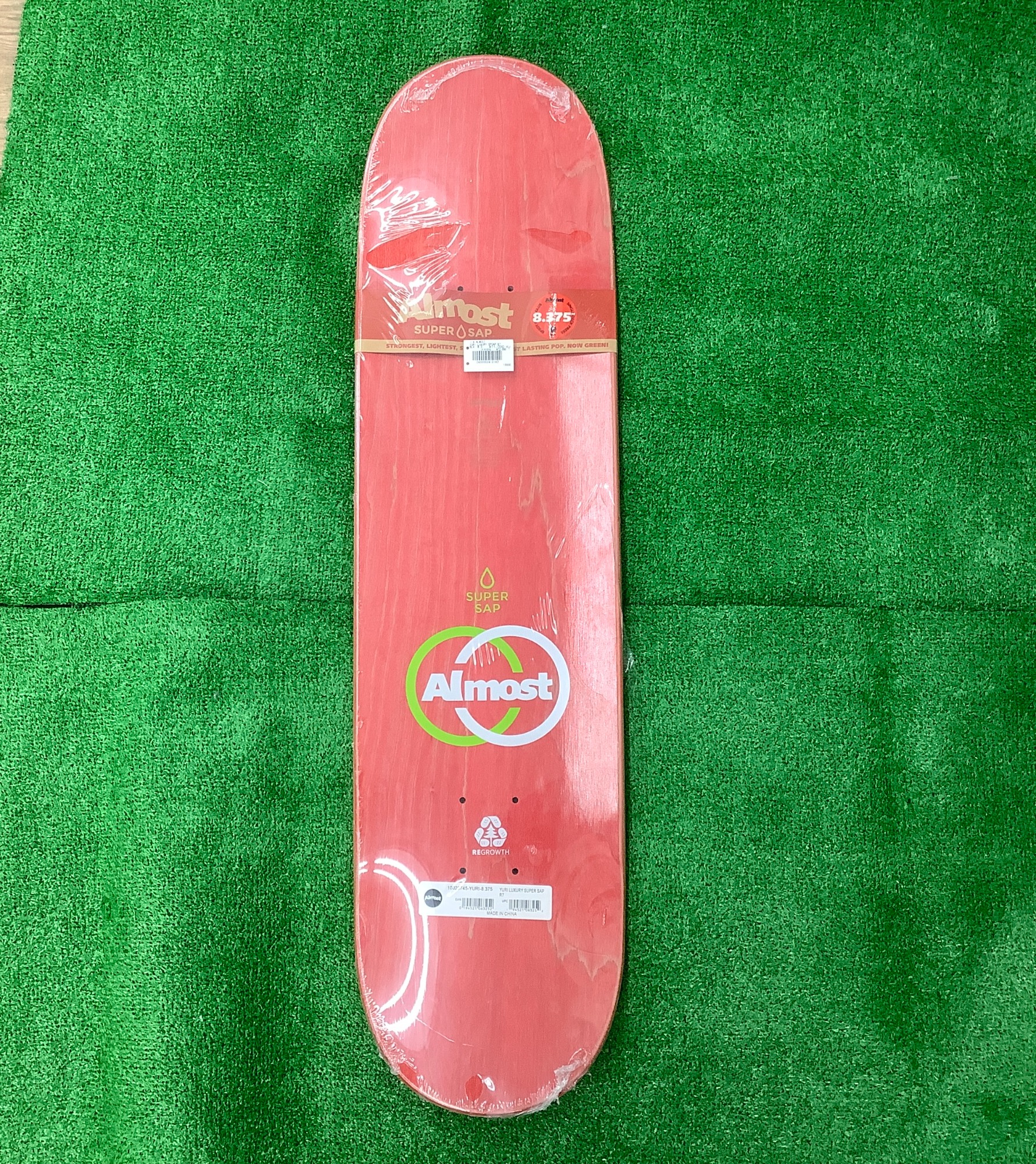 【Almost】YURI LUXURY SUPER SAP スケートボードデッキ入荷いたしました！！！ [2023.02.12発行 ...