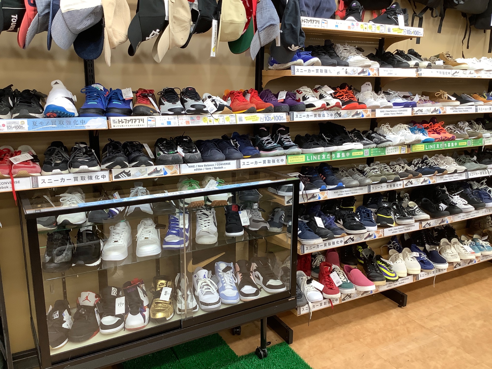 GUCCI（グッチ）のハイカットスニーカーをご紹介！！ [2023.06.12発行]｜リサイクルショップ トレジャーファクトリー（トレファク）摂津店