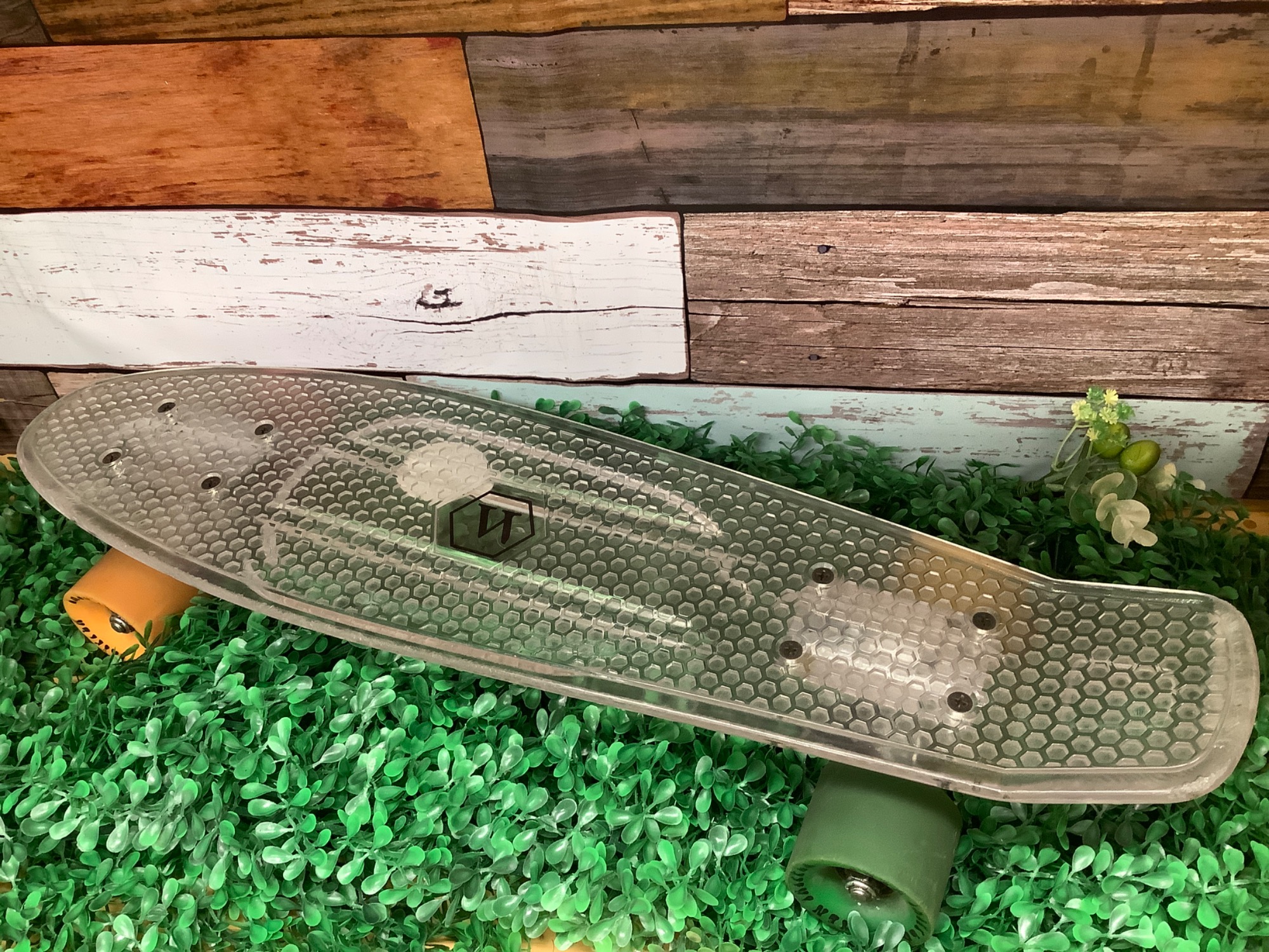 【スポーツの秋】ZWEN TRIPPERのスケートボートをご紹介！！ [2023.09.24発行]｜リサイクルショップ トレジャーファクトリー ...