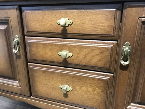 雰囲気抜群。FAVIC KAWATA(ファビック カワタ)、サイドボードをご紹介。【TFMおゆみ野店】 [2018.05.04発行 ...